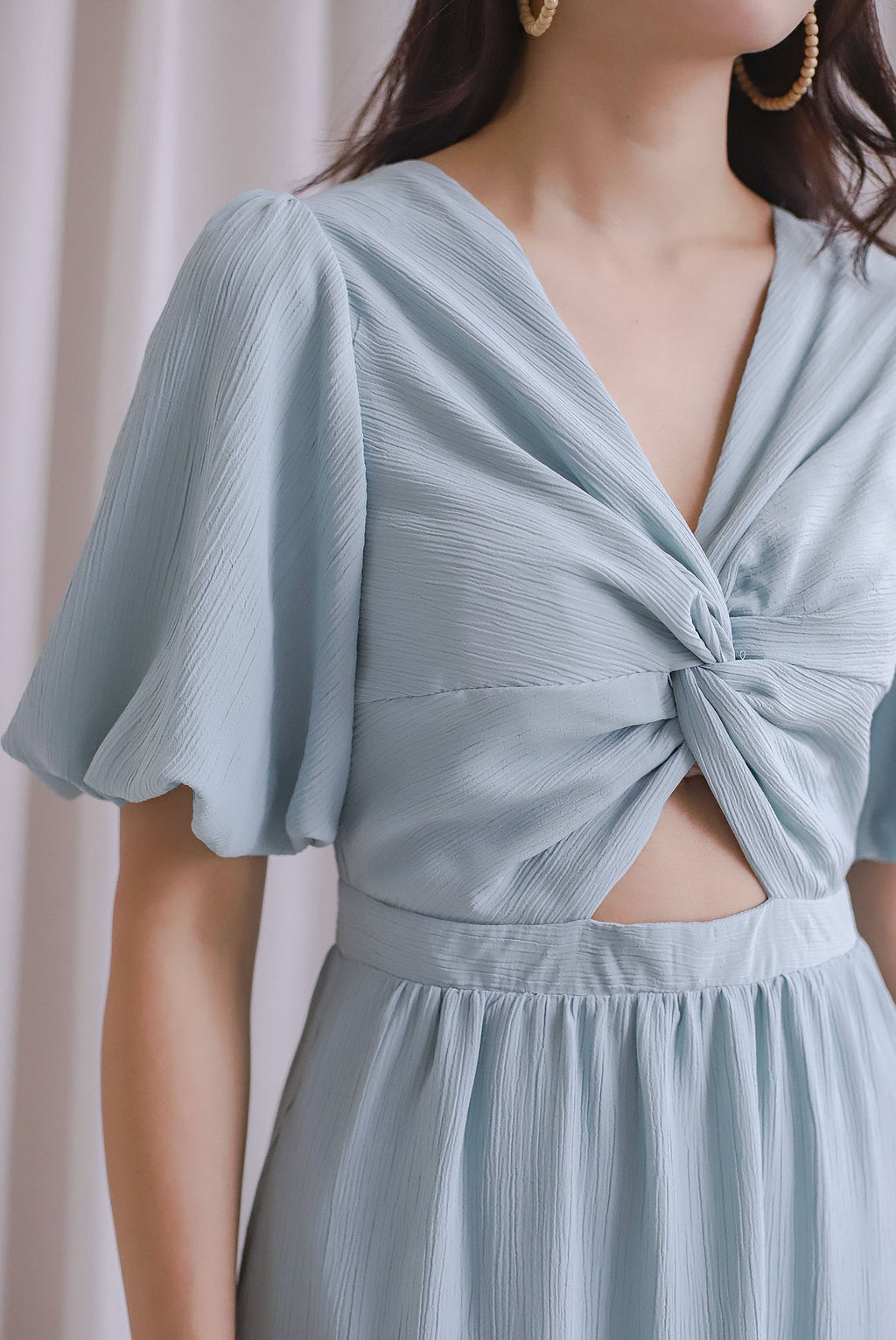 Penrose Twist Knot Cut Out Maxi Dress In Seafoam – The Design Closets