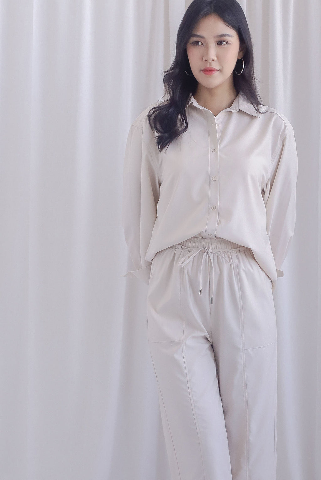 Becca Oversized Shirt In Ecru – The Design Closets