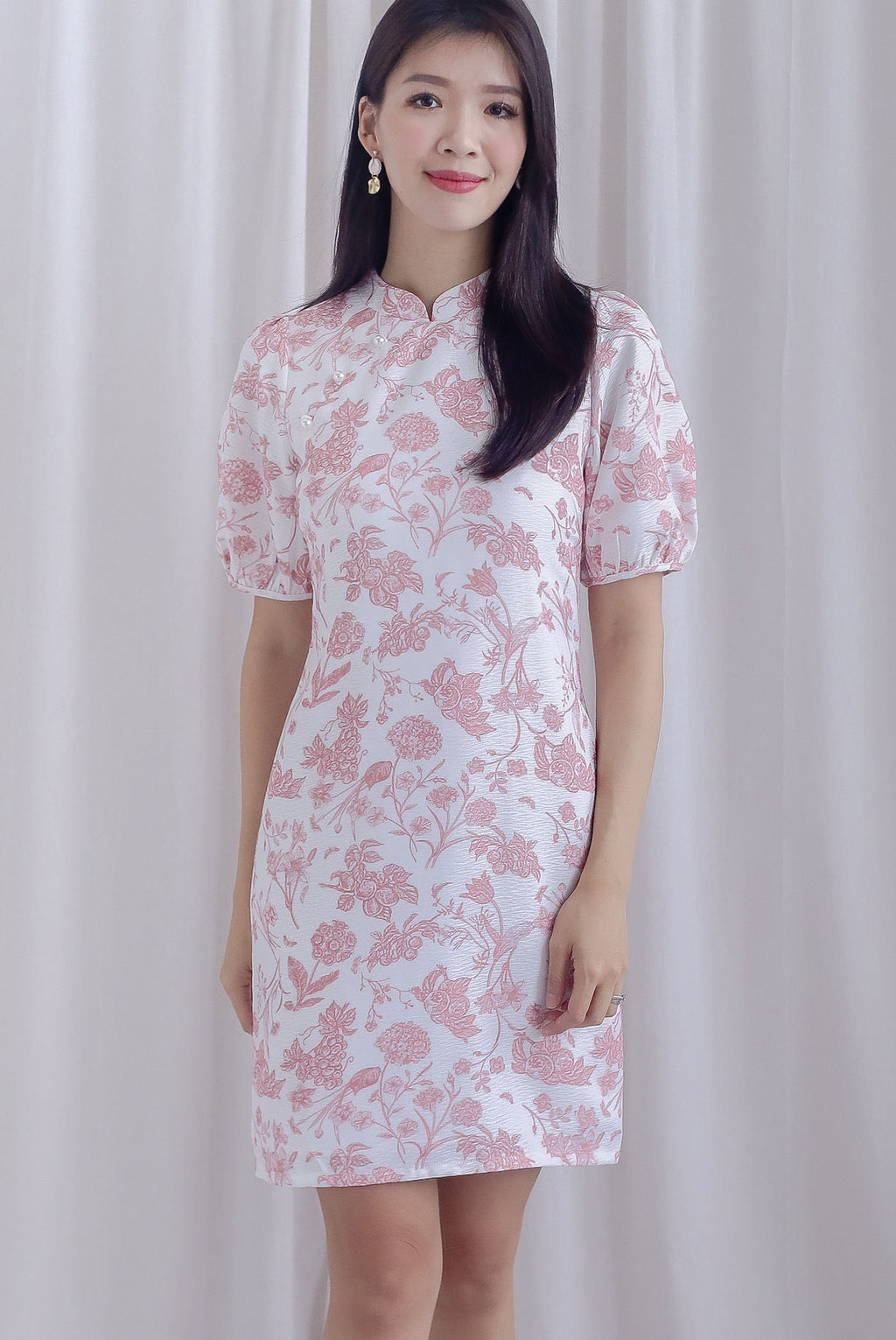 Elizabeth Porcelain Puffy Sleeve Cheong Sam Dress In Pink – The Design ...