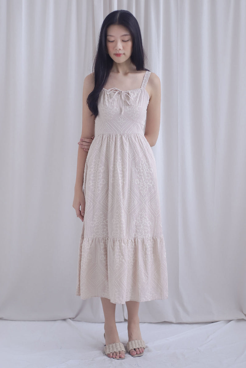 Gwen Empire Tie Front Embro Maxi Dress In Cream – The Design Closets