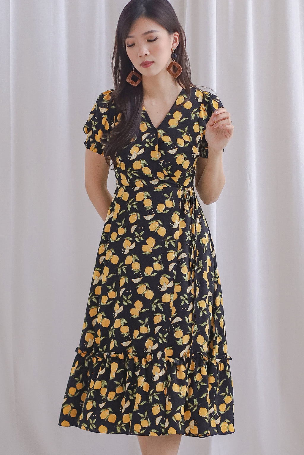 *Premium* Amanda Lemon Faux Wrap Dress In Black – The Design Closets