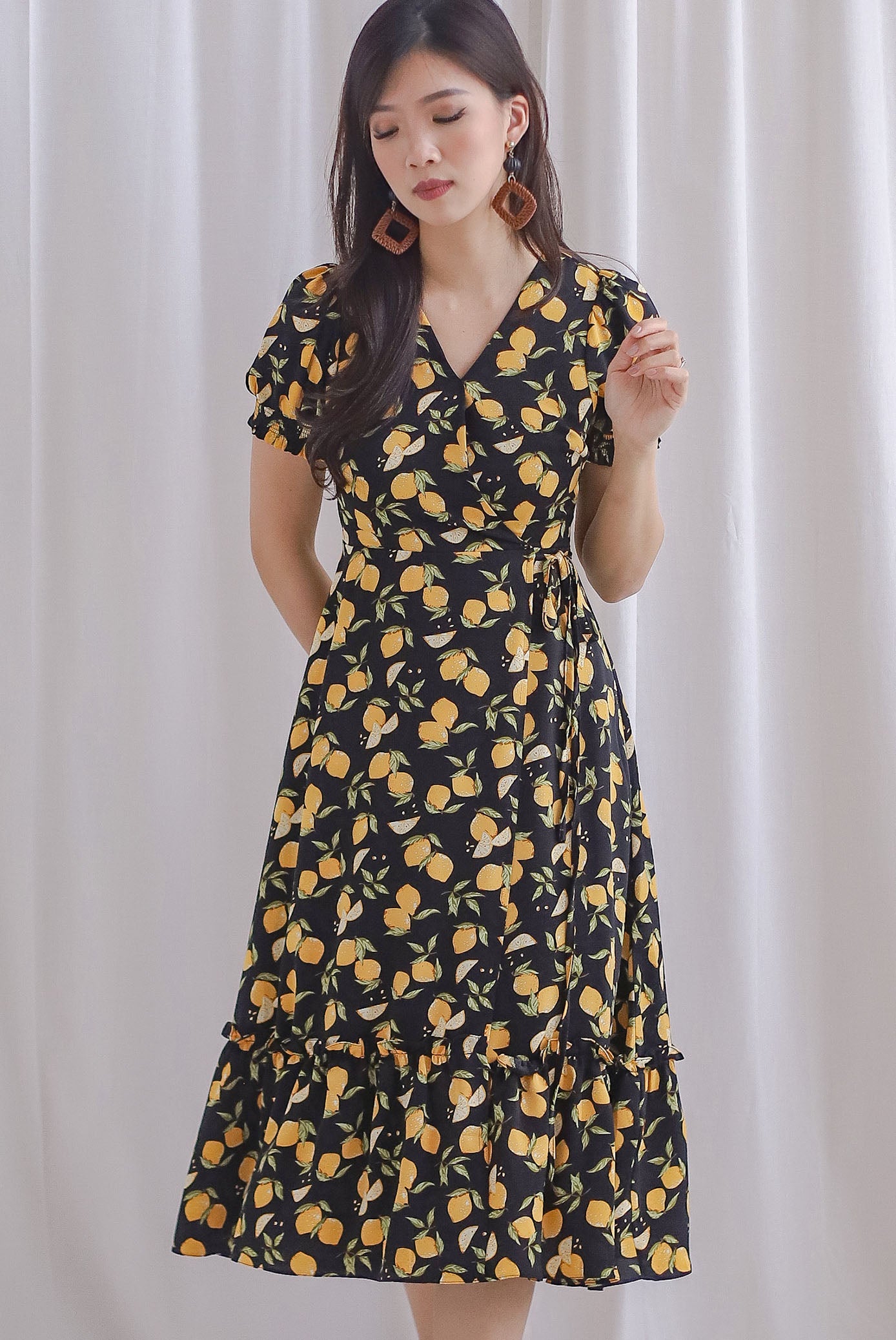 *Premium* Amanda Lemon Faux Wrap Dress In Black – The Design Closets