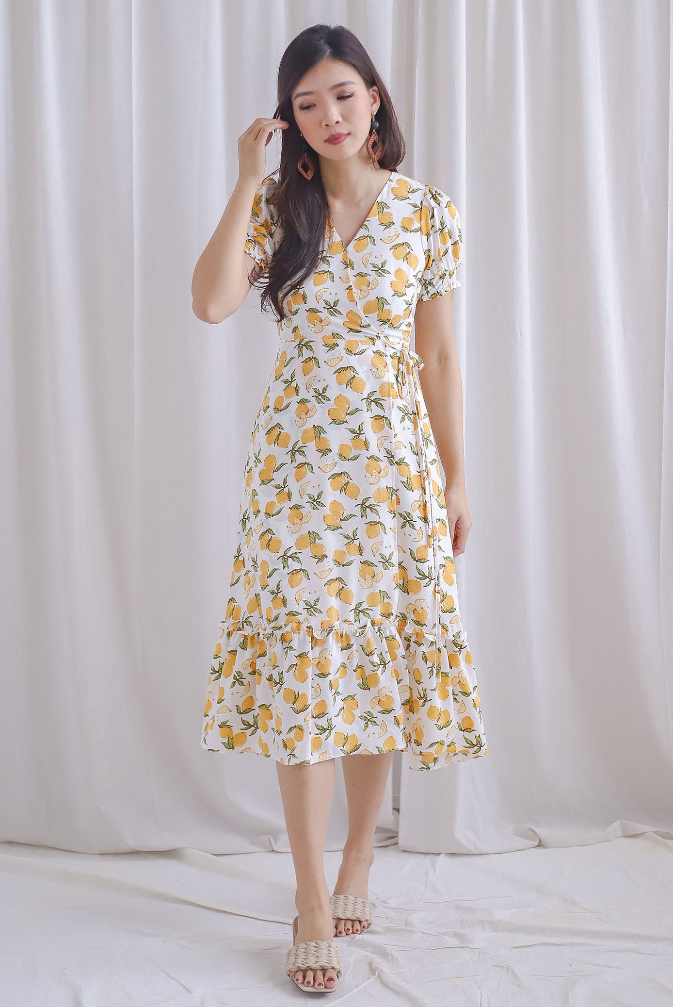 *Premium* Amanda Lemon Faux Wrap Dress In White – The Design Closets