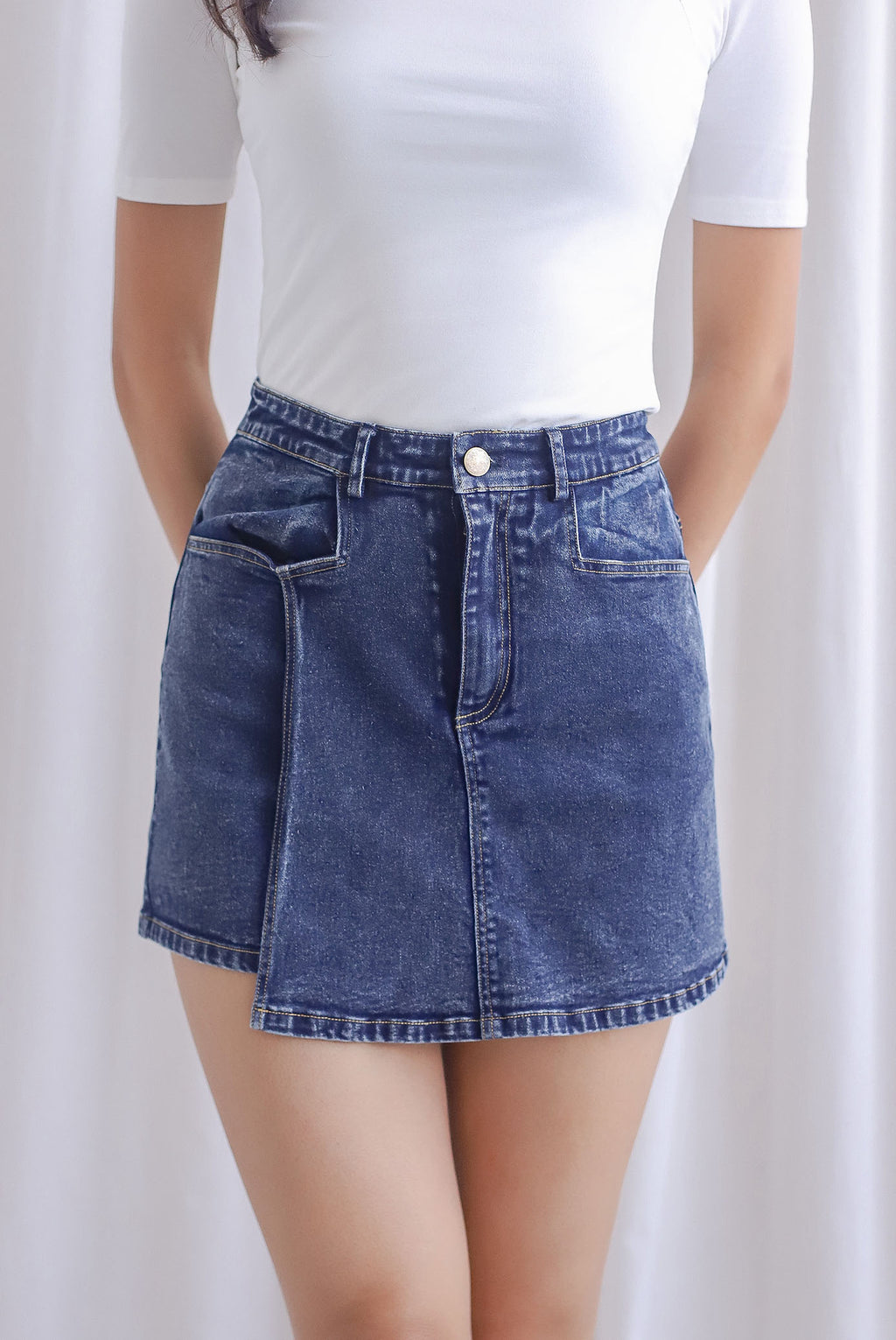 *Restocked* Janelle Mini Denim Skorts In Dark Wash – The Design Closets