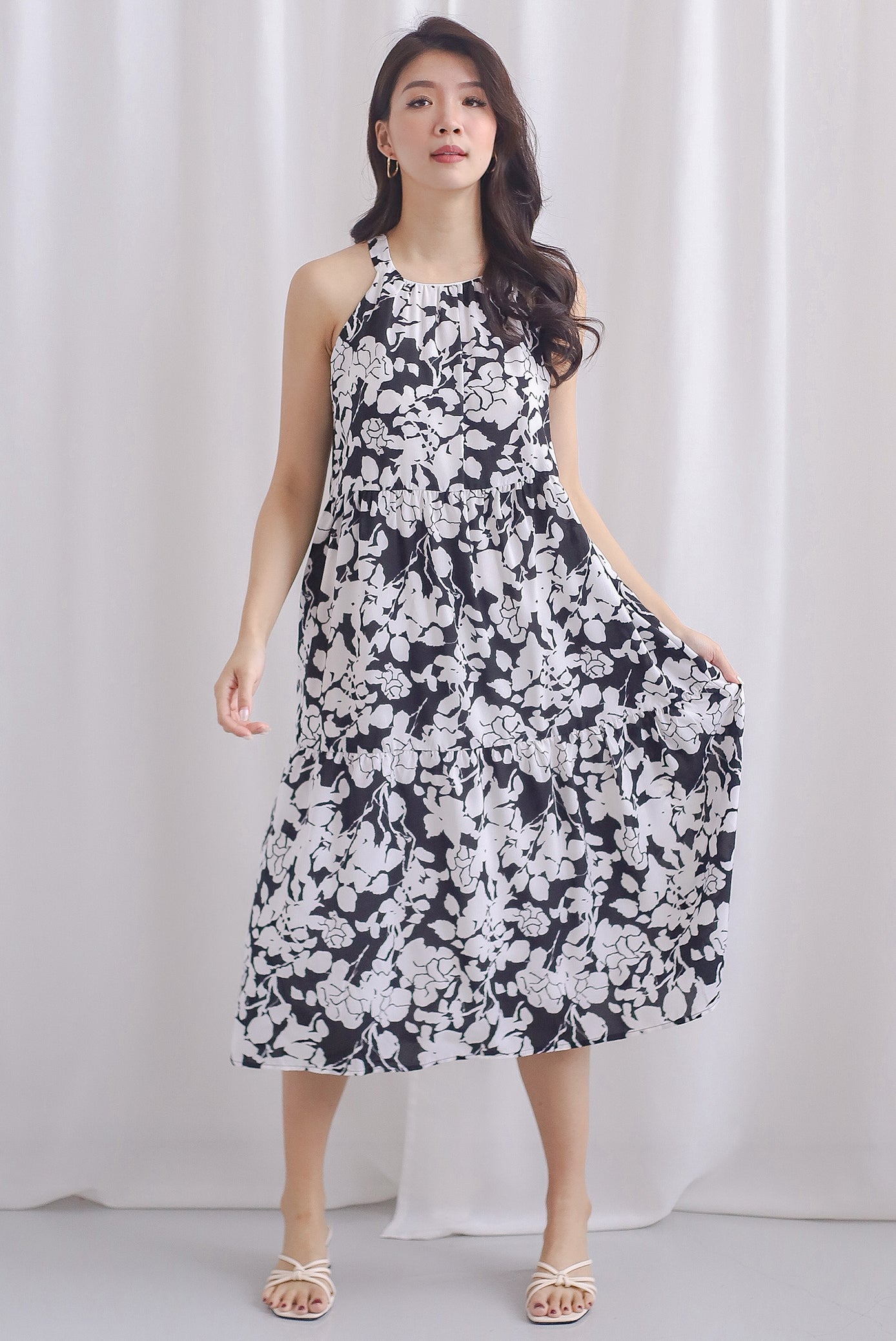 Jodi Halter Tier Midi Dress In Black – The Design Closets