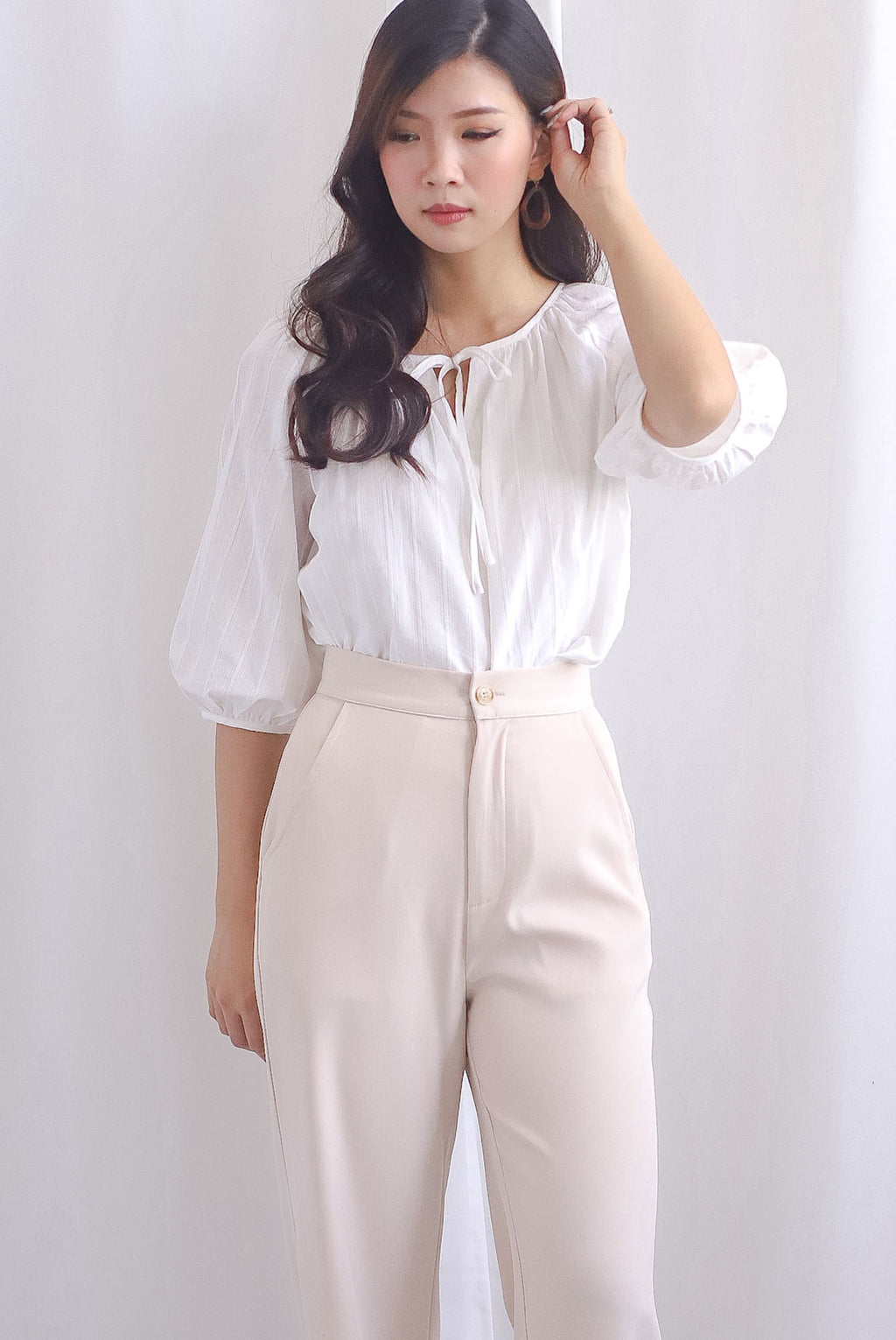 Petra Two Way Tie Top In White – The Design Closets